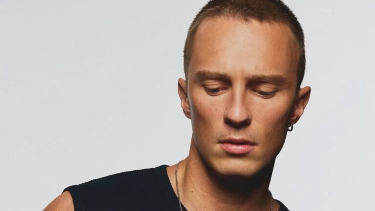 Drew Starkey Height and Career: All You Need to Know - WikiLifeTeller